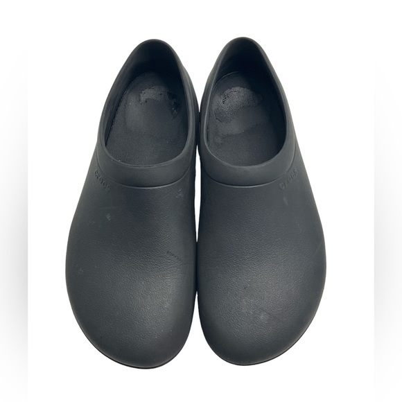 CROCS | Shoes | Crocs On The Clock Mens Clogs Sz 2 Black Dual Comfort ...